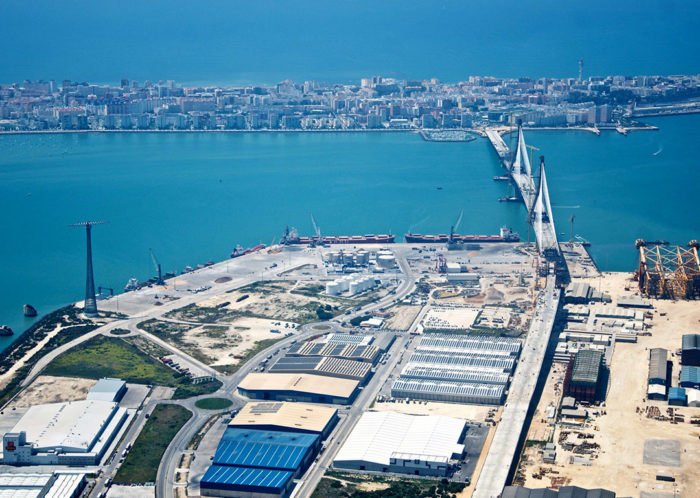 Cabay | Connected Port